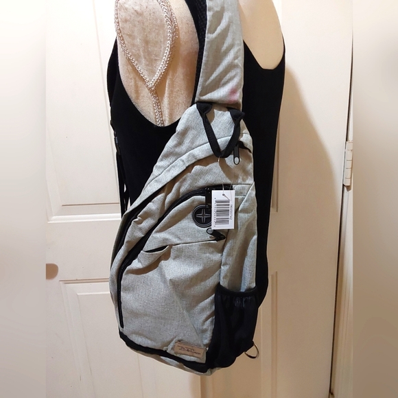 Bella Russo | Bags | Nwt Bella Russo Unisex Crossbodysling Backpack ...